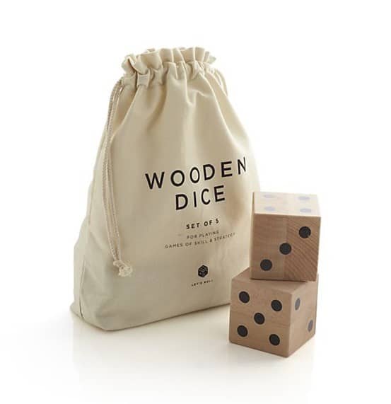 DIY Yard Dice Game diy-yard-dice-game
