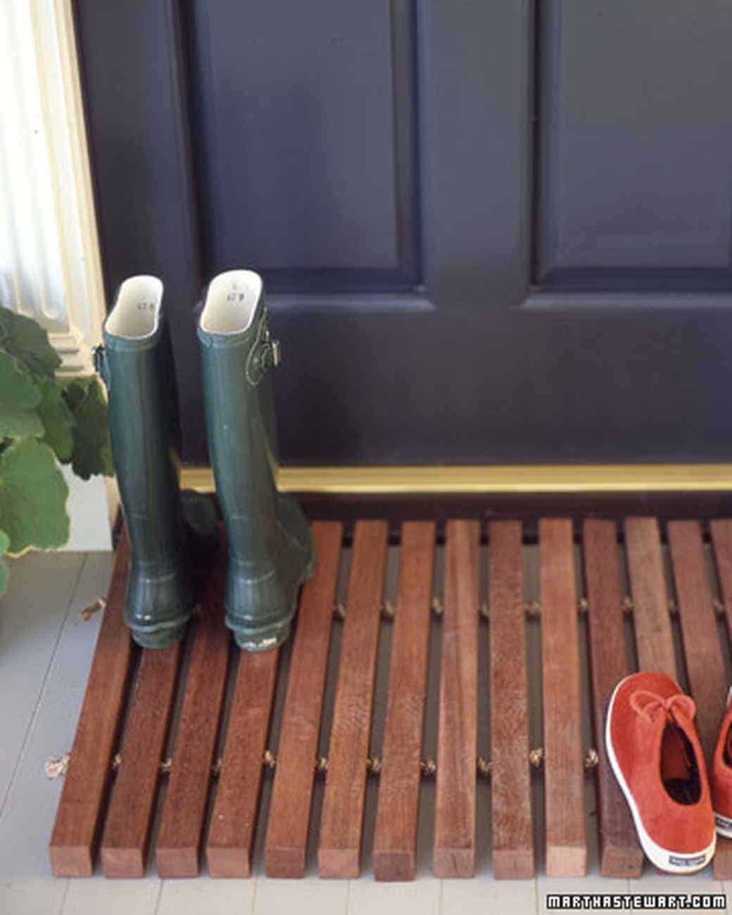 Easy DIY Wooden Slat Doormat - KnockOffDecor