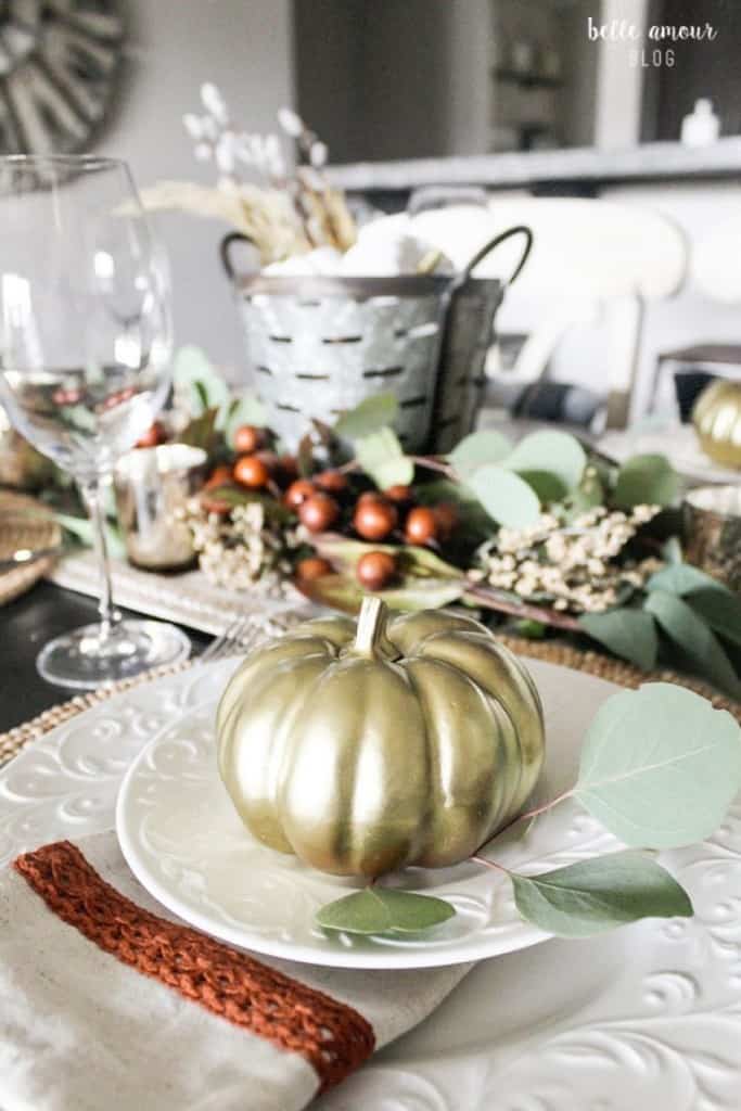 Creative And Unique Fall Tablescapes - KnockOffDecor