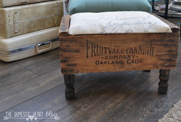 Rustic Farmhouse Footstool - KnockOffDecor
