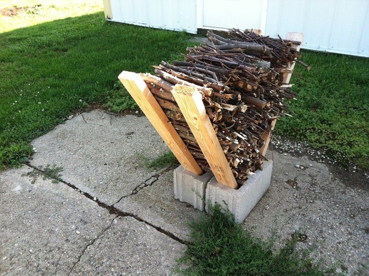 11 Nifty DIY Firewood Rack Ideas - KnockOffDecor.com