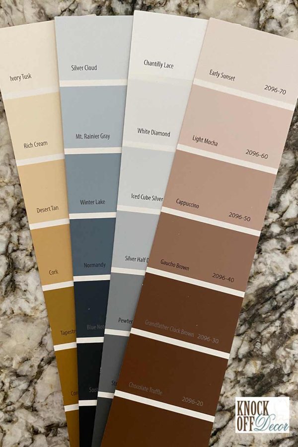 Benjamin Moore Soot Review – A Saturated Charcoal Black for Depth and ...