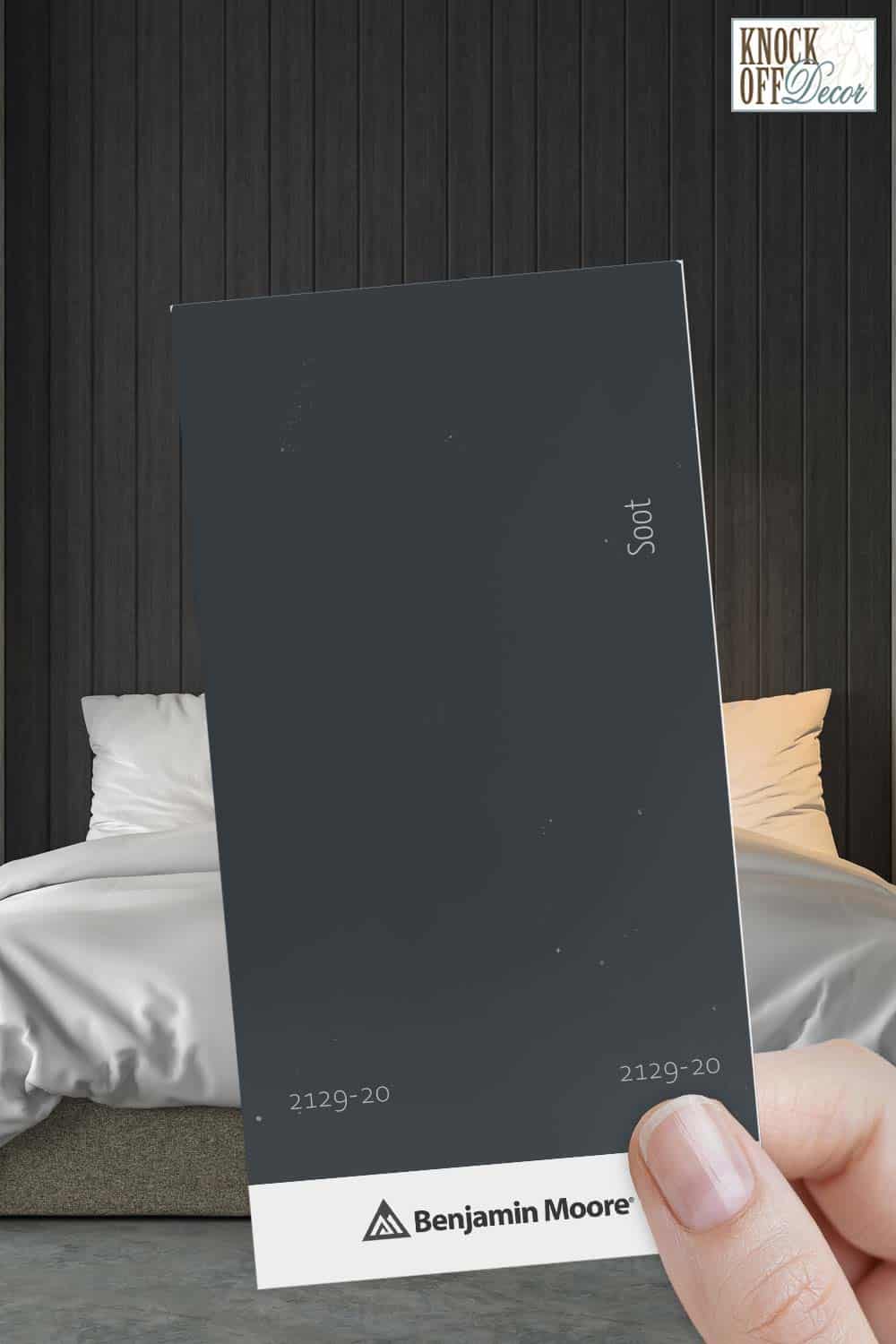 Benjamin Moore Soot Review – A Saturated Charcoal Black for Depth and ...