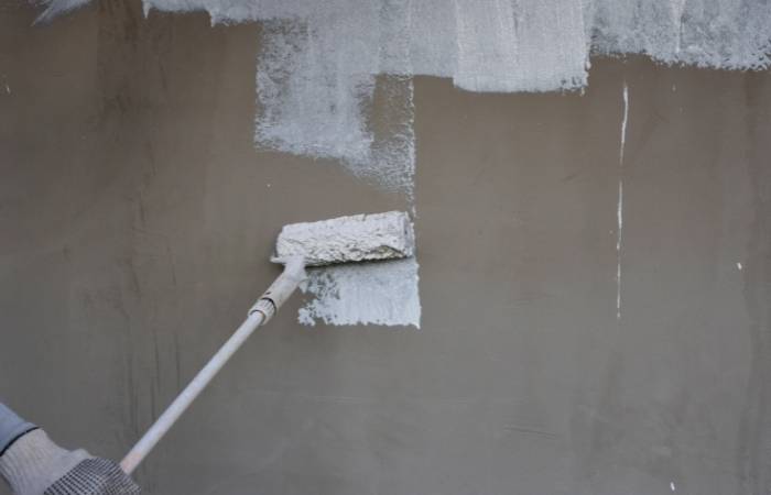 How to Apply Primer Paint to Walls So You Paint Job Looks Great ...