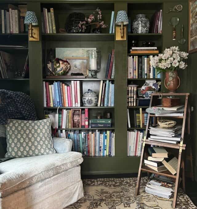 11 DIY Crafts to Make a Home Library Cute - KnockOffDecor.com