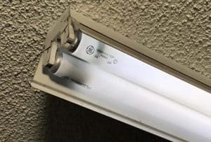 Fluorescent Light Won’t Turn On Sometimes: 5 Things You Can Do to Fix ...