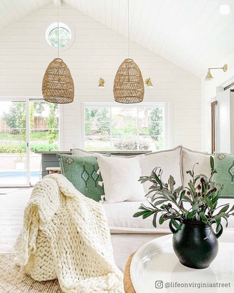 35 Green Throw Pillows That’ll Put Your Room over the Top - KnockOffDecor
