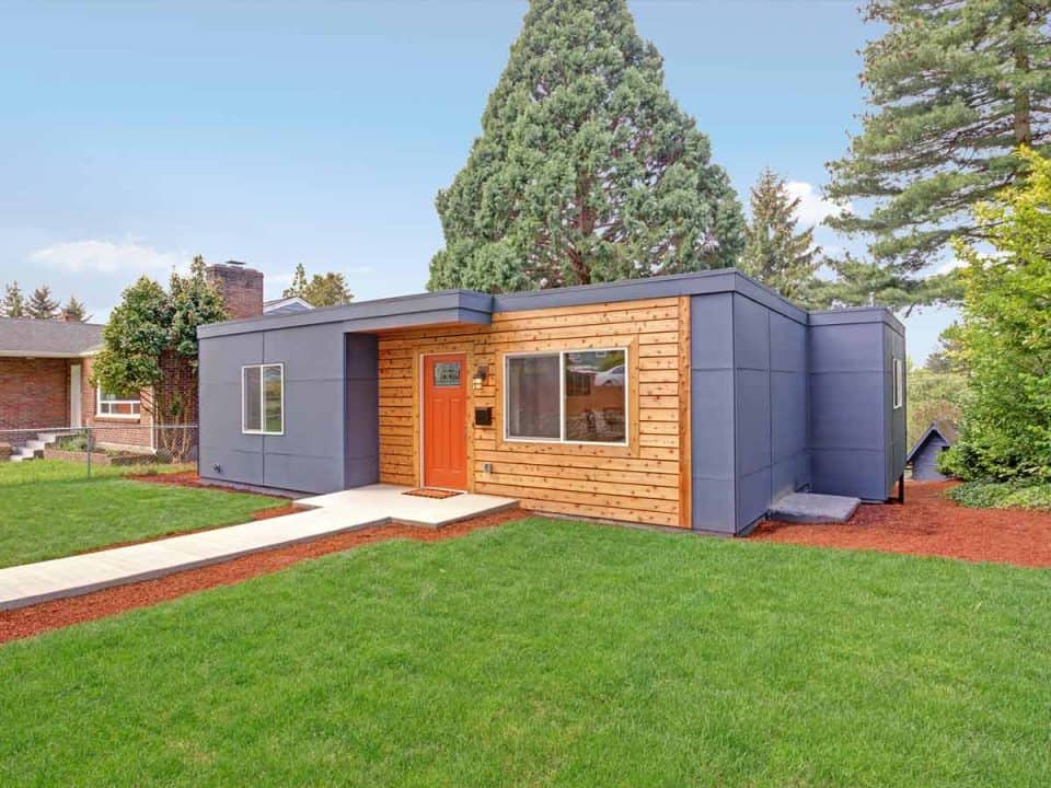 Clever DIY Storage Solutions to Maximize Space in Manufactured and Tiny ...