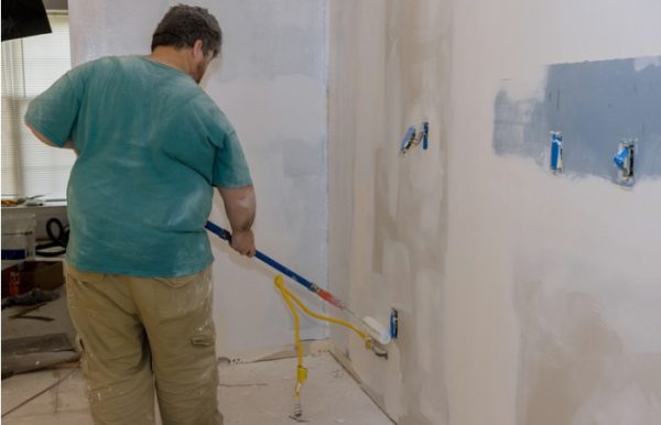 How to Apply Primer Paint to Walls So You Paint Job Looks Great ...